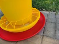 China High Performance Practical Chicken Feed Bucket Wind And Rain Resistance for sale