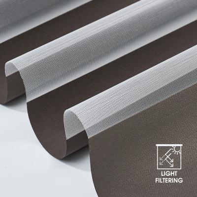 Китай 100% полиэстер двойной блокировки жалюзи солнцезащитный крем зебра жалюзи ткань продается