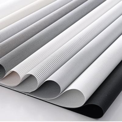 China Waterproof Ultraviolet-proof 520GSM Fiberglass Sunscreen Fabric Solar Screen Material for Window Roll for sale