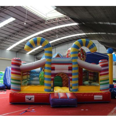 Cina Logo personalizzato stampato Commerciale Bounce Playhouse Gigante Giochi di castelli gonfiabili per bambini in vendita