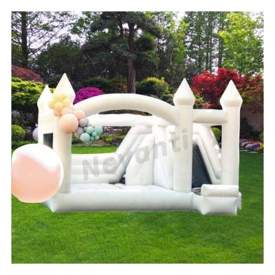 Cina Custom White Inflatable Bounce Castle Party Pink Wedding Bouncer House And Slide Combinato in vendita