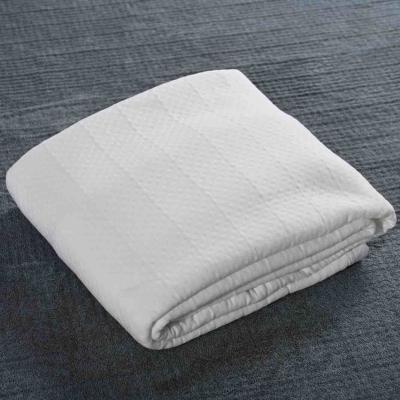 China Twin Size 24V DC Electric Blanket Infrared Heating Touch Screen / Remote / Tuya APP Operated for sale