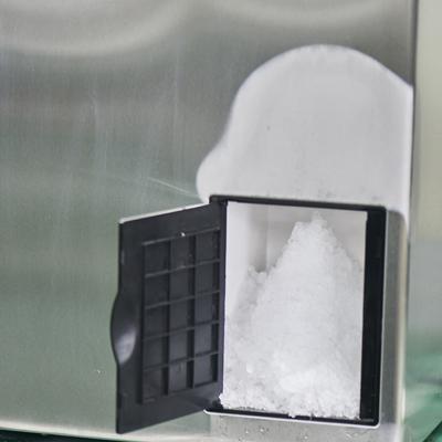 China 3L Mini Bullet Ice Making Machine Stainless Steel For Shop for sale