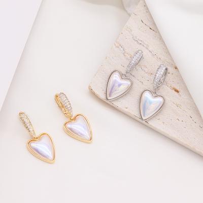 China 14K Gold Plating Fashion New Design Pearl Heart Shaped Zircon Hoop Earring for Women's Jewelry Earrings for sale
