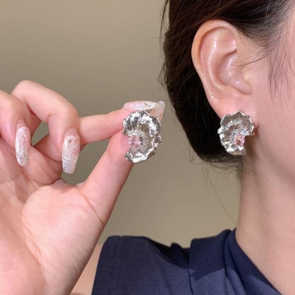 Quality Fashion New Design Women Jewelry Earrings Pink and White Zircon Flower Petals 925 Silver Post with Left and Right Studs Earring for sale