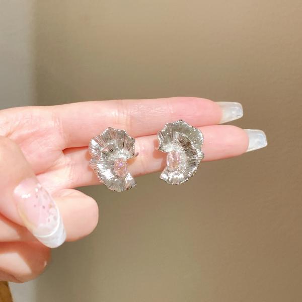 Quality Fashion New Design Women Jewelry Earrings Pink and White Zircon Flower Petals 925 Silver Post with Left and Right Studs Earring for sale