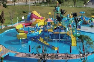 China Aqua Village Water Slide House Wear Resistant Customized For Adults for sale