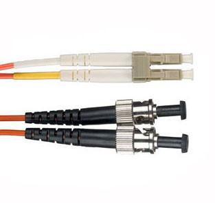 Китай Мультимодный гибкий провод LC/UPC-ST/PVC или LSZH оптического волокна UPC продается