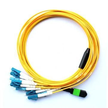 LCの男性へのUnionfiber MPO 12のコードSMのファイバ・オプティックスのジャンパーMPO