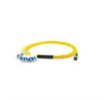 中国 LCの繊維光学のパッチ・コードへのFtthの速いコネクターMPO UPC 販売のため