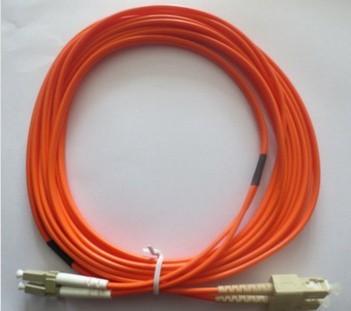 Cina Cavo di toppa a fibra ottica di LC millimetro del cavo arancione di LSZH, attenuazione di riflessione di MP PC≥ 50dB in vendita