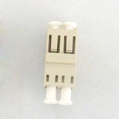 Cina Colore a fibra ottica misto basso di beige del duplex dell'adattatore di LC di perdita di inserzione in vendita