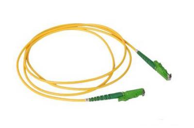 Cina Diametro di cavo 3.0 mm LSZH perdita di inserzione ridotta monomodale E2000 fibra ottica Patch Cord in vendita