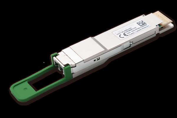 QSFP-DD transceiver module installation example