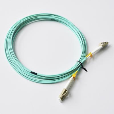 China LC - Fibra do cabo de remendo 10G da fibra óptica do LC OM3 DX com baixa perda de inserção à venda