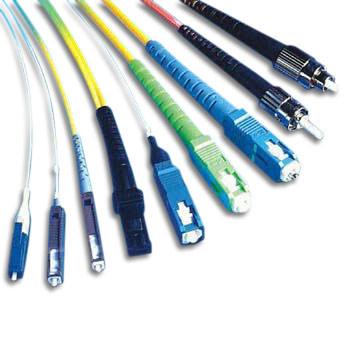 Cina Alto cavo di toppa a fibra ottica di stabilità e di credibilità per FTTH, CATV, lan in vendita
