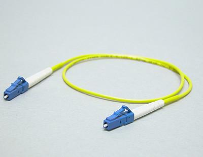 Cina Cavo di toppa a fibra ottica dell'alto di attenuazione di riflessione di LC MP SX 3.0mm diametro del cavo RL 50dB, IL 0.2dB in vendita