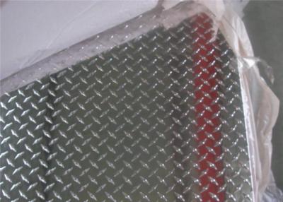 China Corrosion Resistance 1220 X 2440mm Aluminum Checkered Plate With Five Bars 5052 for sale