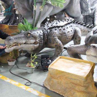 China Life Size Artificial Animatronic Animal Electronic crocodile For Theme Zoo for sale