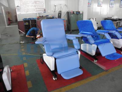 Cina La sedia elettrica del donatore di sangue per sangue dispone la sedia dell'estrazione del sangue in vendita