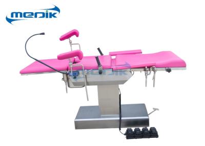Cina Sedia ostetrica ginecologica elettrica di ginecologia del letto con il pedale in vendita