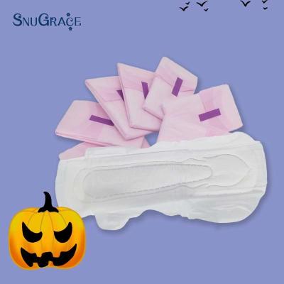 Cina SnuGRACE Soft Respirable Organic Ladies Sanitary Napkin Supporta la personalizzazione OEM in vendita