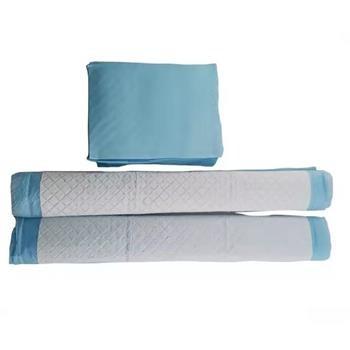Cina 2500 ml Acqua Assorbente Pads monouso per incontinenza Maximum Absorbency Bed Pads in vendita
