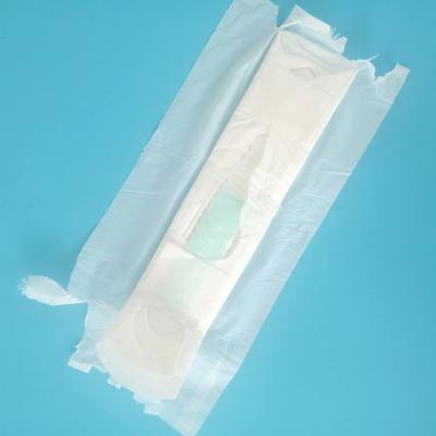 Cina SnuGRACE Winged Pad sanitari usa e getta per adulti per donne Super assorbente superficie secca in vendita