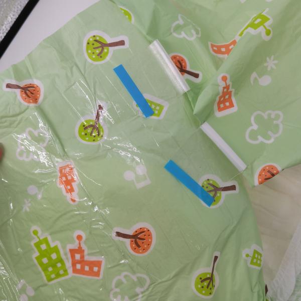 Quality Leak Prevention Adult Baby Diaper Sample for OEM ODM Acceptable Embroidered for sale