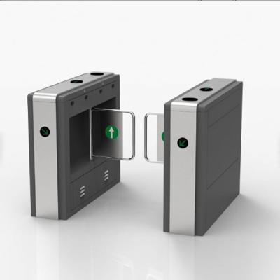 Cina Portone di vetro dell'oscillazione automatica dei cancelli girevoli RFID della barriera dell'oscillazione della Banca per il sistema del controllo di accesso in vendita