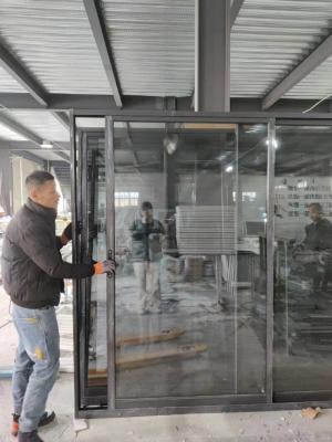 Китай Складный экран черный цвет Сдвижное окно из алюминия для теплоизоляции продается
