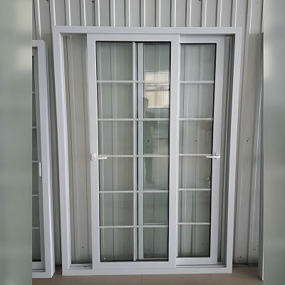 Cina Finestra scorrevole in upvc standard americano con vetro temperato e materiale di telaio in PVC in vendita