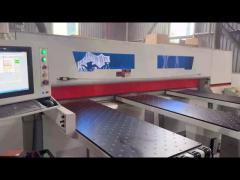 オフィススペースの装飾用環境に優しい吸音照明