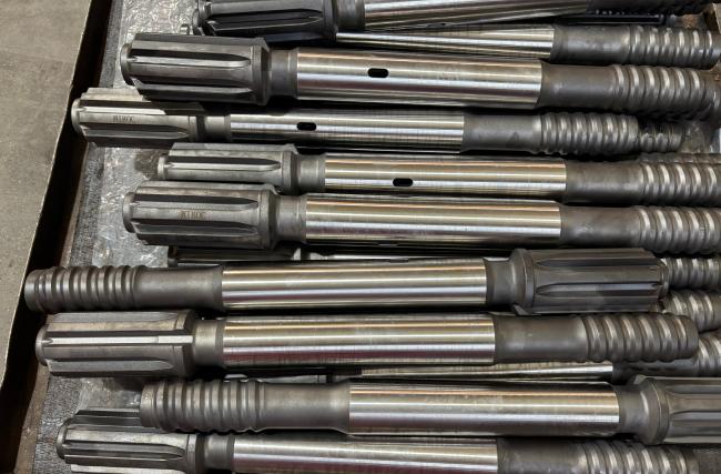 HL1000 GT60 Shank Adapter close-up view