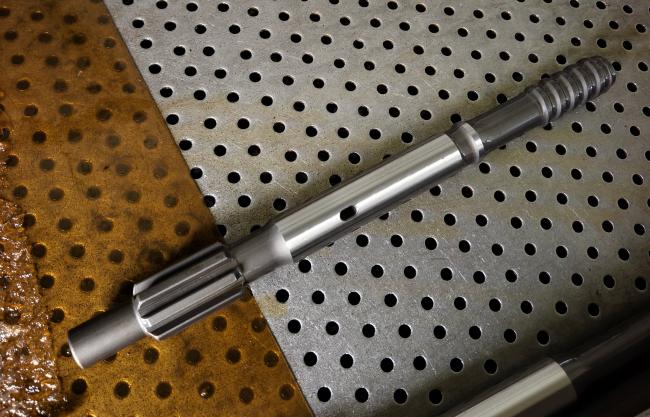 Shank adapter side view