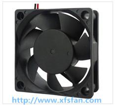 China 60*60*15mm 5V/12V/24V DC Black Plastic Brushless Cooling Fan DC6015 for sale