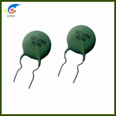 Cina Demagnetizzato 14MM 9 Ohm Coefficiente di temperatura positiva MZ71-9RM Termistore PTC ceramico MZ73 MZ72 Tipo di guscio in vendita