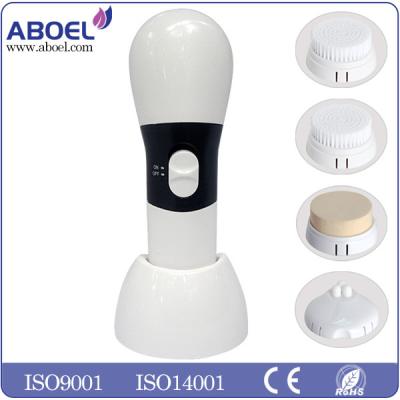 China 4 in-1 Elektrische Gezichts Reinigende Borstel voor Schone Huid, Massage en Compact Te koop