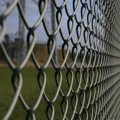 China Chain Link Fence Security Barrier Fence Galvanized Wire Mesh Fence for sale