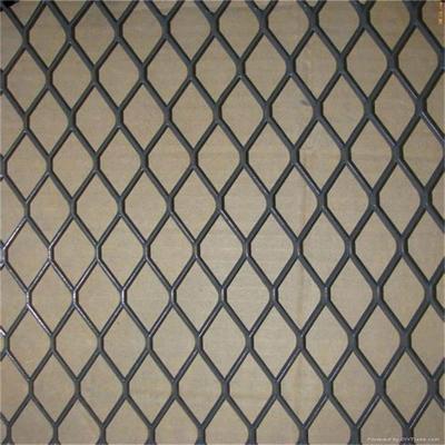 China Low Carbon Steel Expanded Metal Mesh with Diamond Hole and 3-8mm Thickness for Industrial Applications for sale