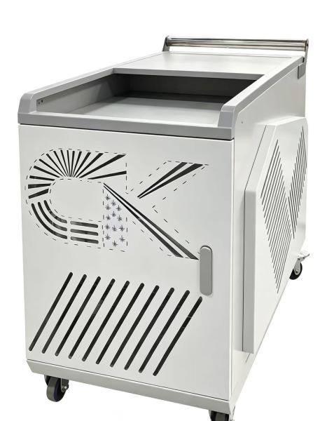 Quality Compact 500W Laser Cleaning Machine Air Cooled No Touch Rust Paint Removal for sale