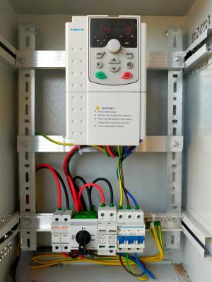 China AC Solar Pump Inverter INOMAX Solar MPPT Controller For Solar Irrigation for sale
