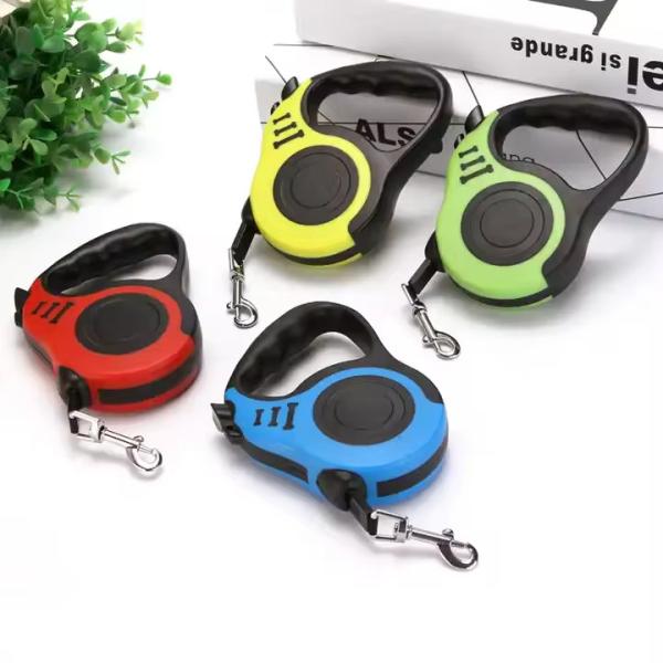 Quality Personalized Retractable Dog Leads Nylon Extendable Dog Leashes For Dog Vest for sale