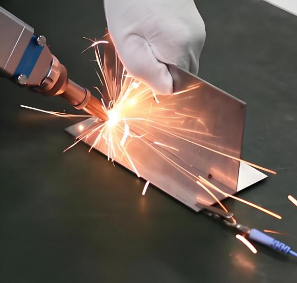 Quality 1500W Handheld Laser Welding Machine with 10m Fiber for sale