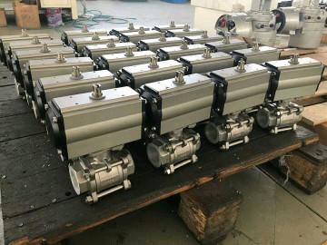 Cina Valvola a sfera pneumatica industriale OEM con attuatore a doppia azione a azione singola in vendita