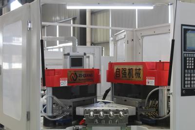 中国 ZQ80注射吹造機:精密同期技術によって駆動される低消費量の大量生産ソリューション 販売のため