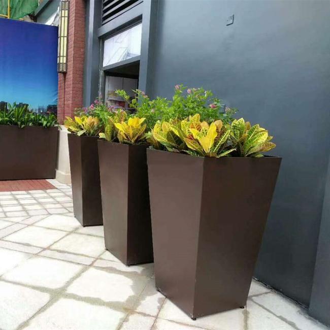 raised bed planters