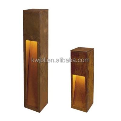 Cina la bitta d'acciaio di 10W 12W Corten accende la lampada all'aperto della decorazione di colore della ruggine in vendita