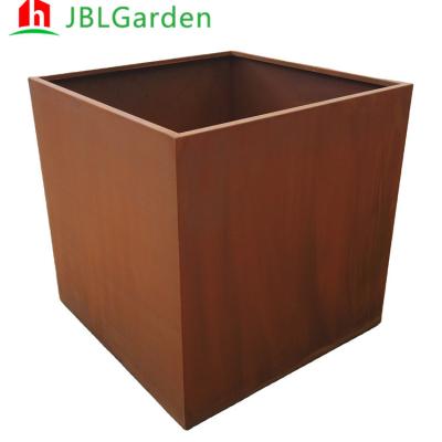 Cina Vaso da fiori in acciaio corten Fioriera decorativa per esterni rialzata in metallo Fioriera arrugginita in acciaio corten in vendita