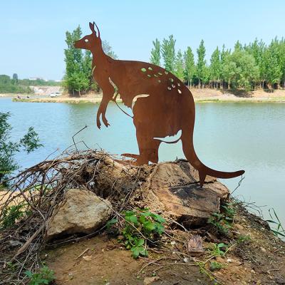 Cina Ornamenti da giardino in acciaio corten Metalli resistenti alla ruggine per la decorazione del giardino in vendita